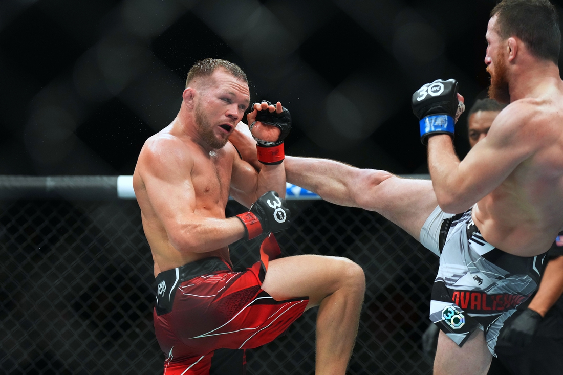 UFC News: UFC Fight Night: Petr Yan takes down Deiveson Figueiredo - CWEB