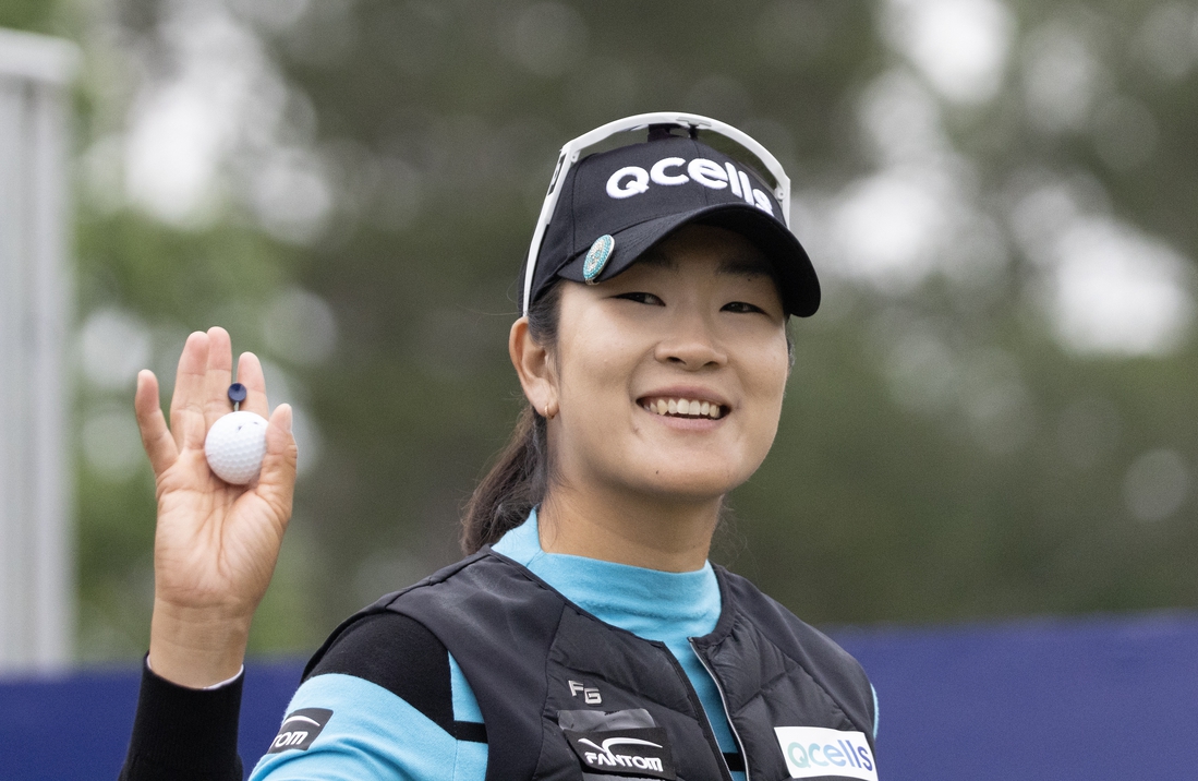LPGA News: A Lim Kim hangs on to win LOTTE Championship - CWEB