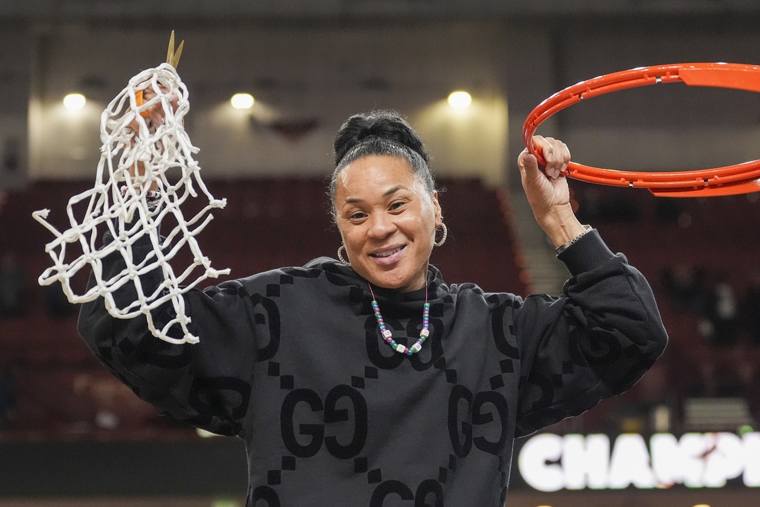 South Carolina's Dawn Staley inks historic $25M extension - CWEB