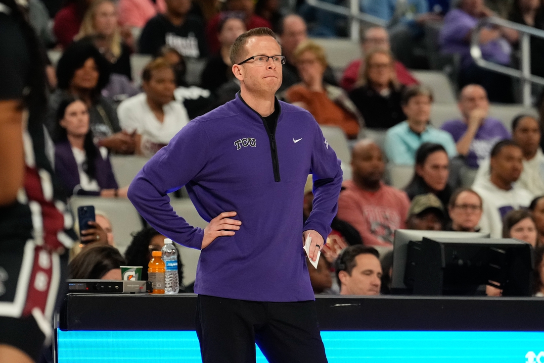 No. 10 TCU holds off No. 23 Utah to move to 7-0 in Big 12 - CWEB