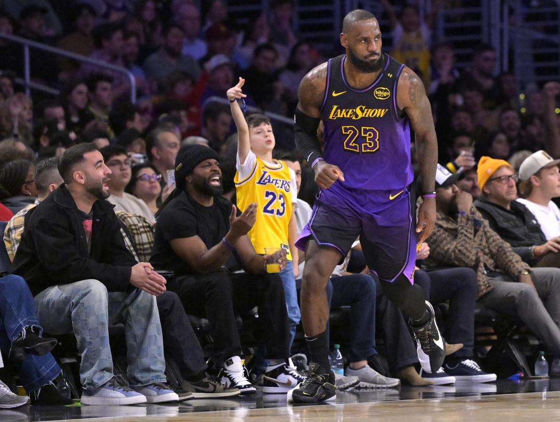 Max Christie turns into scorer as Lakers turn back Blazers - CWEB