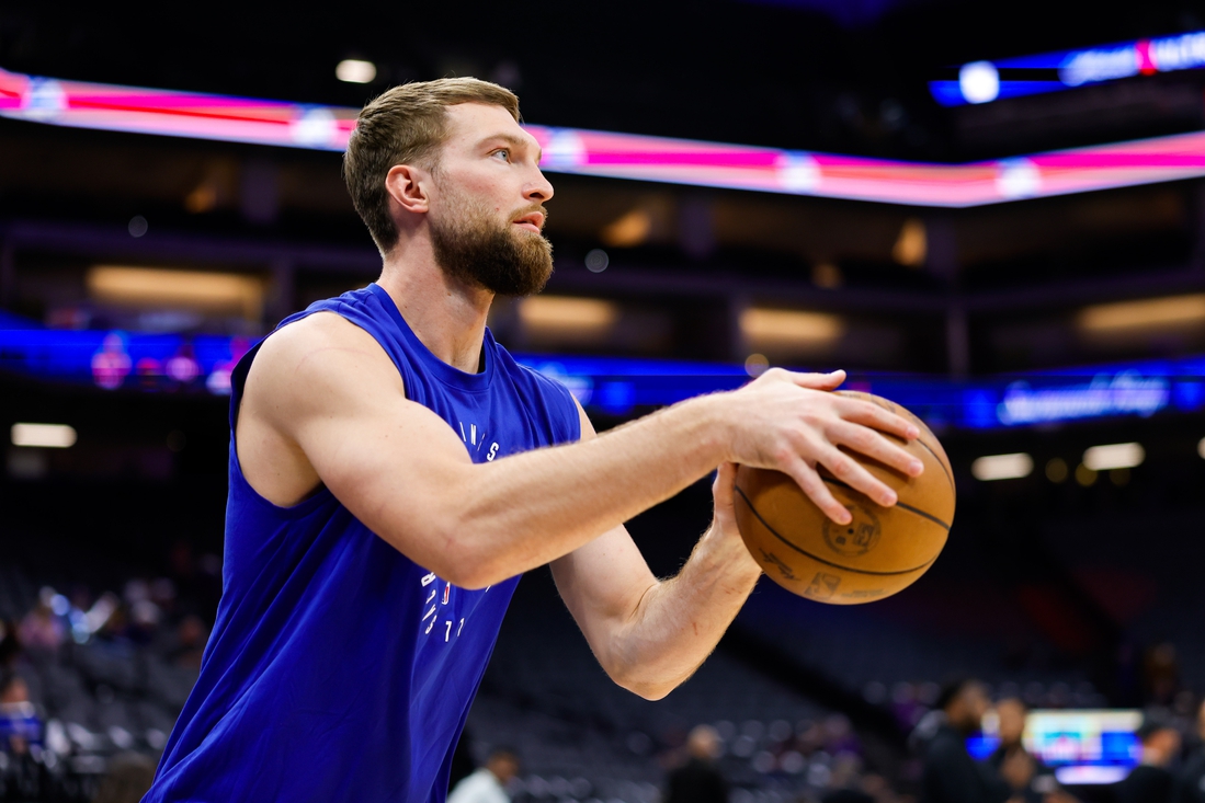Kings C Domantas Sabonis out indefinitely with hamstring strain - CWEB