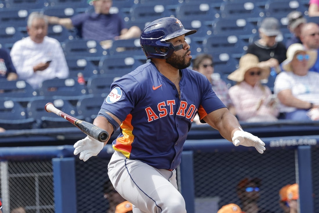 MLB News: Astros part ways with 1B Jon Singleton - CWEB
