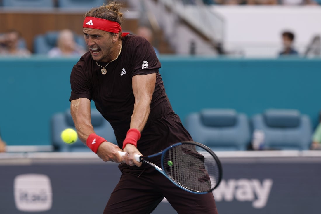 ATP News: ATP roundup: Alexander Zverev off to stellar start in Hamburg - CWEB