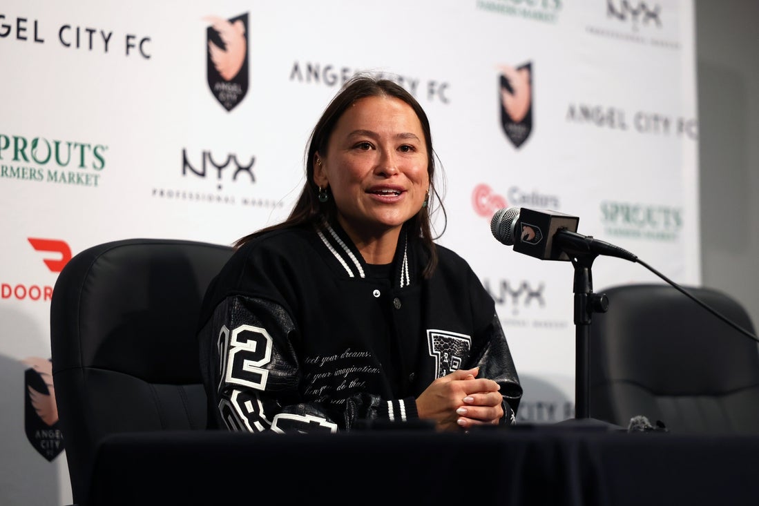 NWSL News: Angel City FC captain Ali Riley to retire at end of season ...